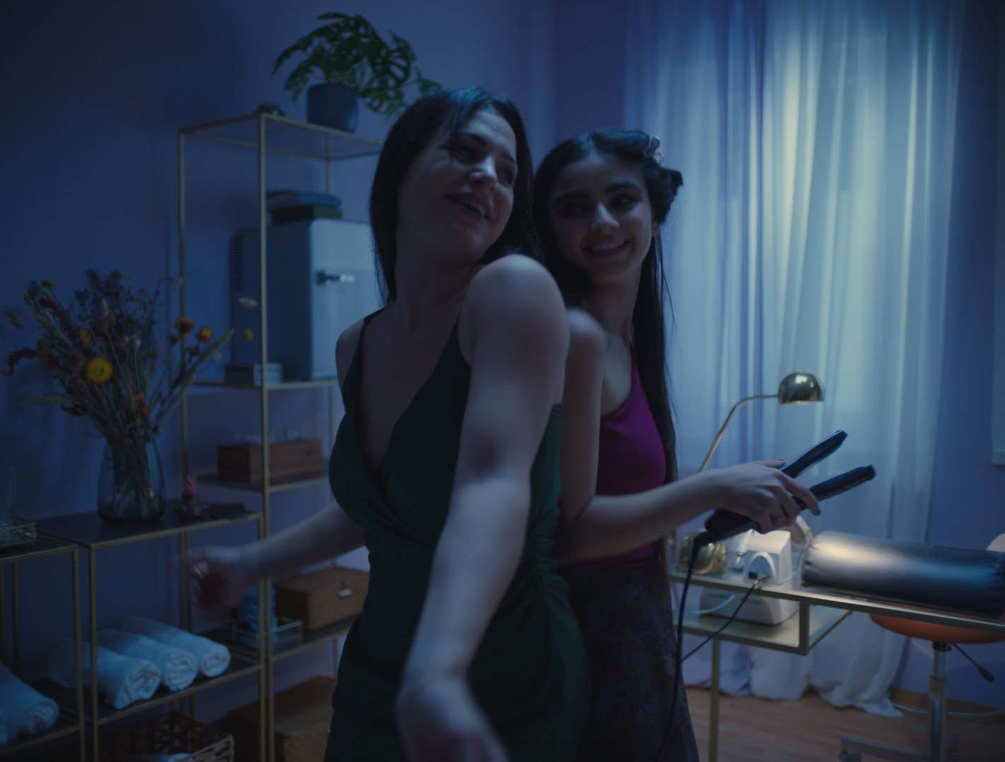 Elaha | 606 Distribution